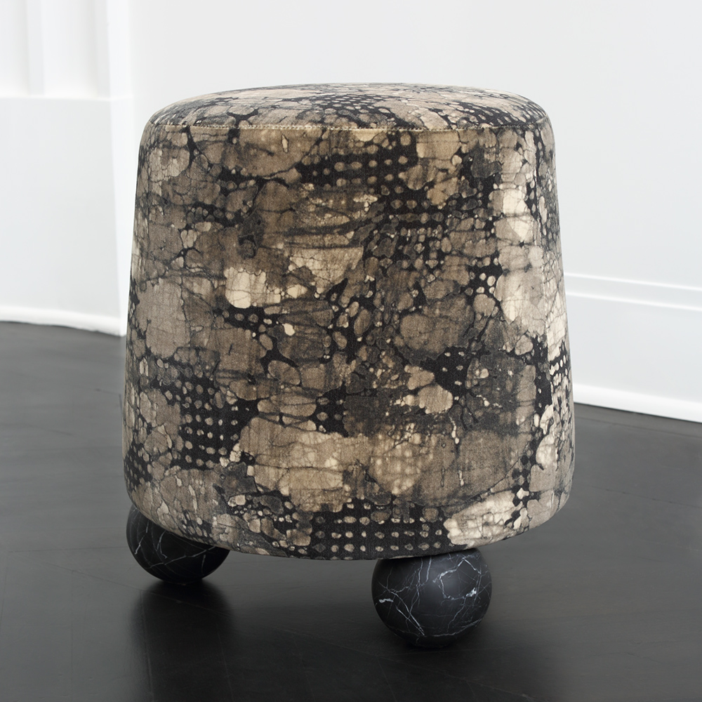Morro Ottoman | Kelly Wearstler