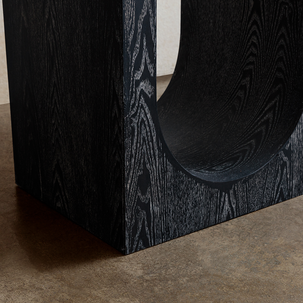 Roxbury Long Console | Kelly Wearstler