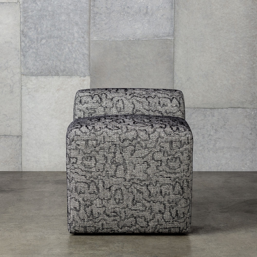 Esfera Ottoman | Kelly Wearstler