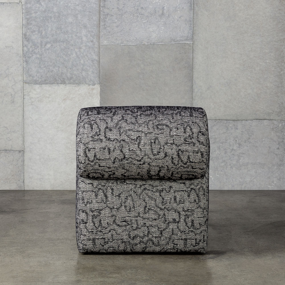 Esfera Ottoman | Kelly Wearstler