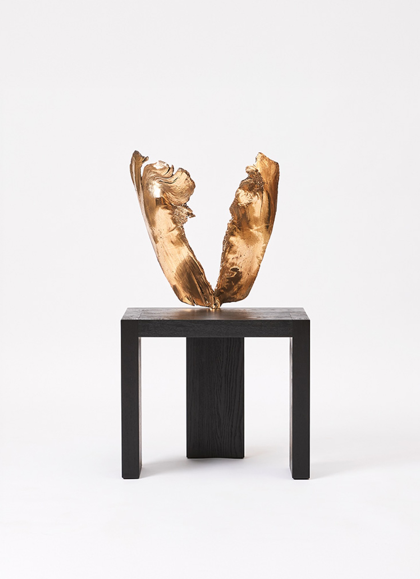 Elliott Chair | Kelly Wearstler
