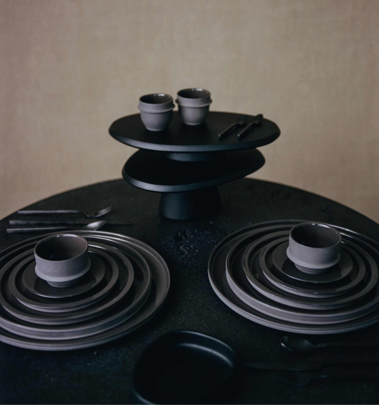 Echo Stool | Kelly Wearstler